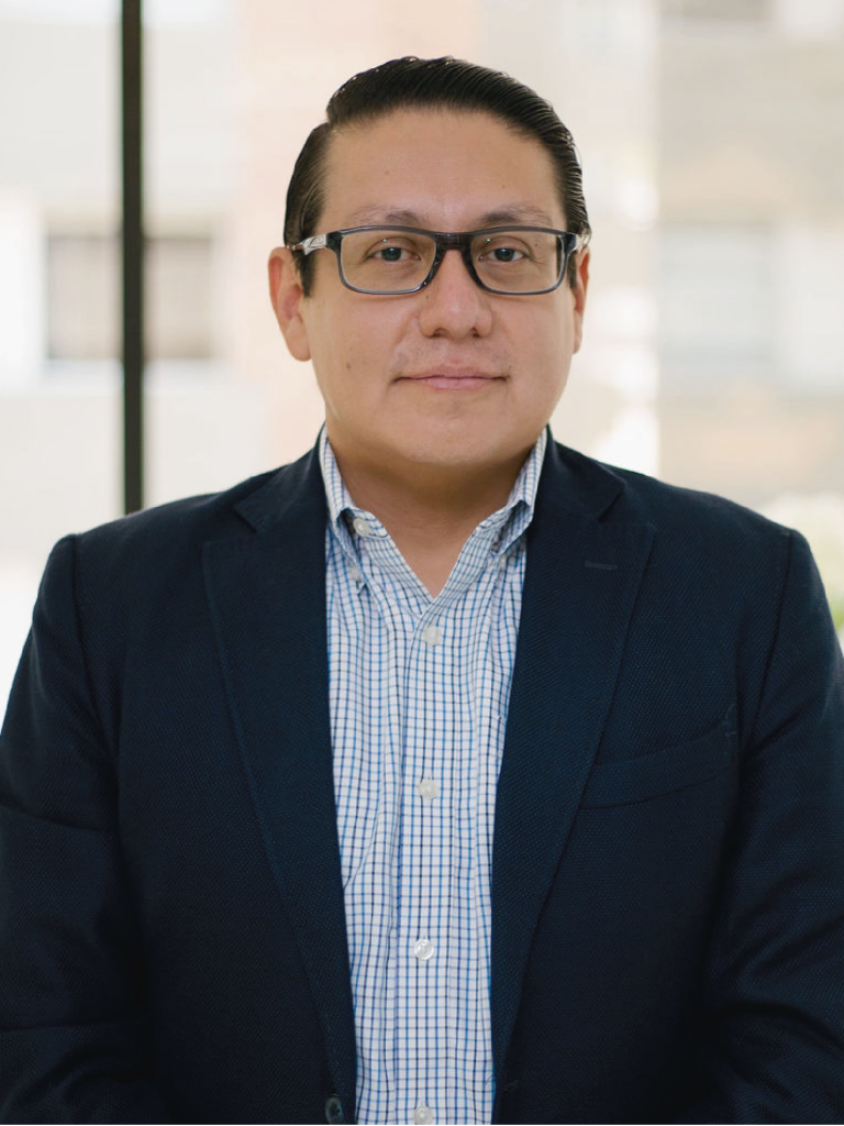 Gonzalo Román – Optifin